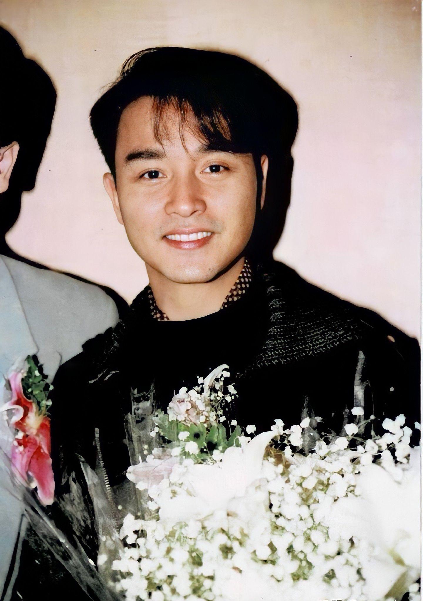 张国荣高清图片汇总，超超超多！ - 知乎