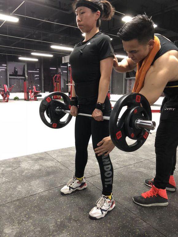 去健身学院学习和请私人教练的区别 知乎