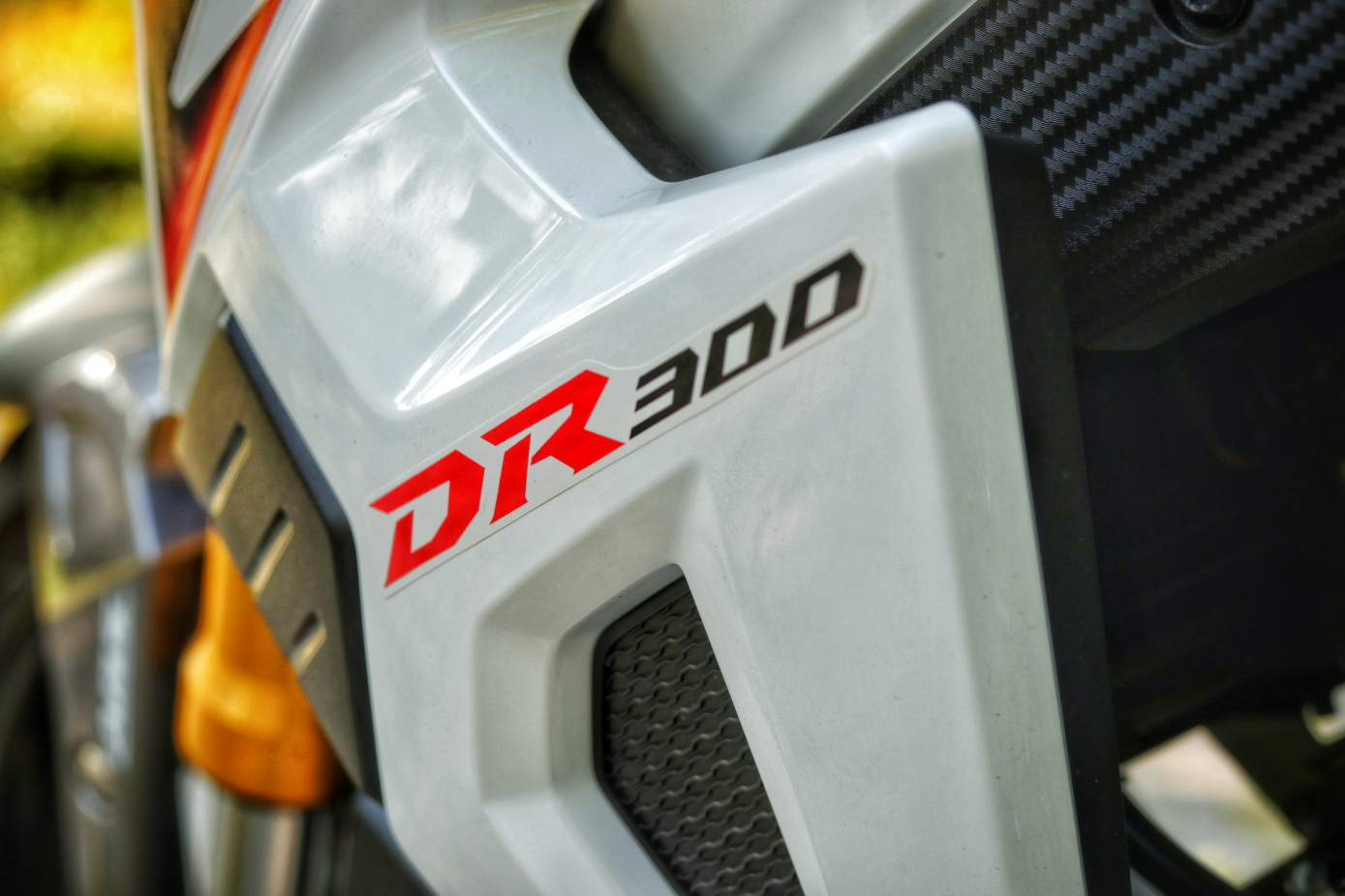 让一众媒体老师“翻车”的豪爵DR300怎么样？中国摩托车联合测评 - 知乎