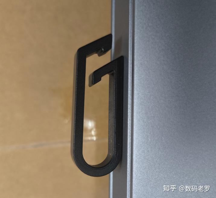 SANC D55深度测评：320Hz电竞之王，创意与性能的完美结合 - 知乎