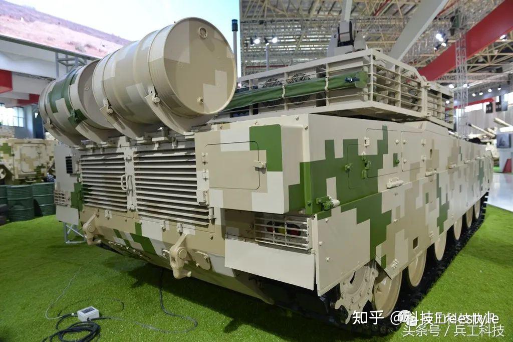 中国外贸坦克VT2和VT4有何不同？ - 知乎