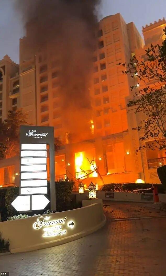 迪拜唯一七星级帆船酒店被破坏，最高建筑哈利法塔险被攻击，大批游客逃离，中东一团乱 知乎eoi 9884