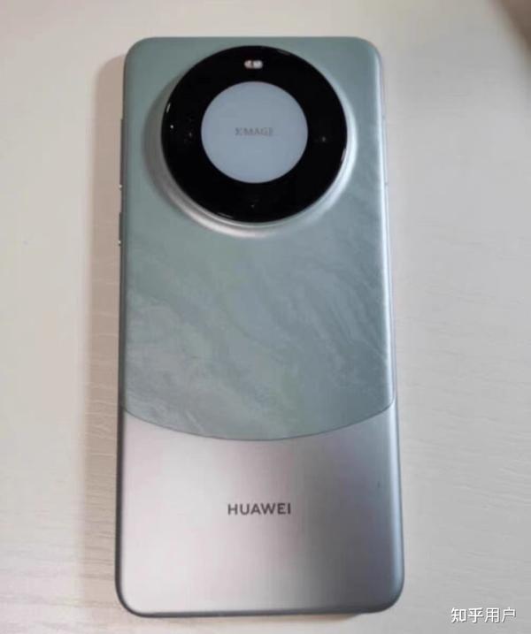 荣耀magic6 Pro和华为mate60（标准版）相比哪个更值得入手？