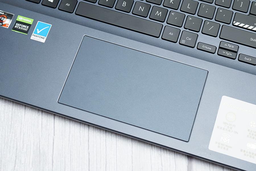 华硕无畏Pro15锐龙版评测:10.7亿色OLED屏 硬核配置巨能打 - 知乎