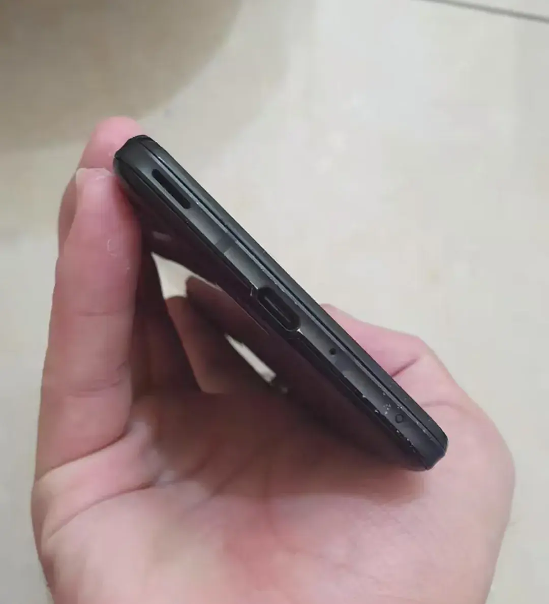 性价比强悍的洋垃圾，骁龙865+12G大内存，还有顶级2K LCD屏 - 知乎