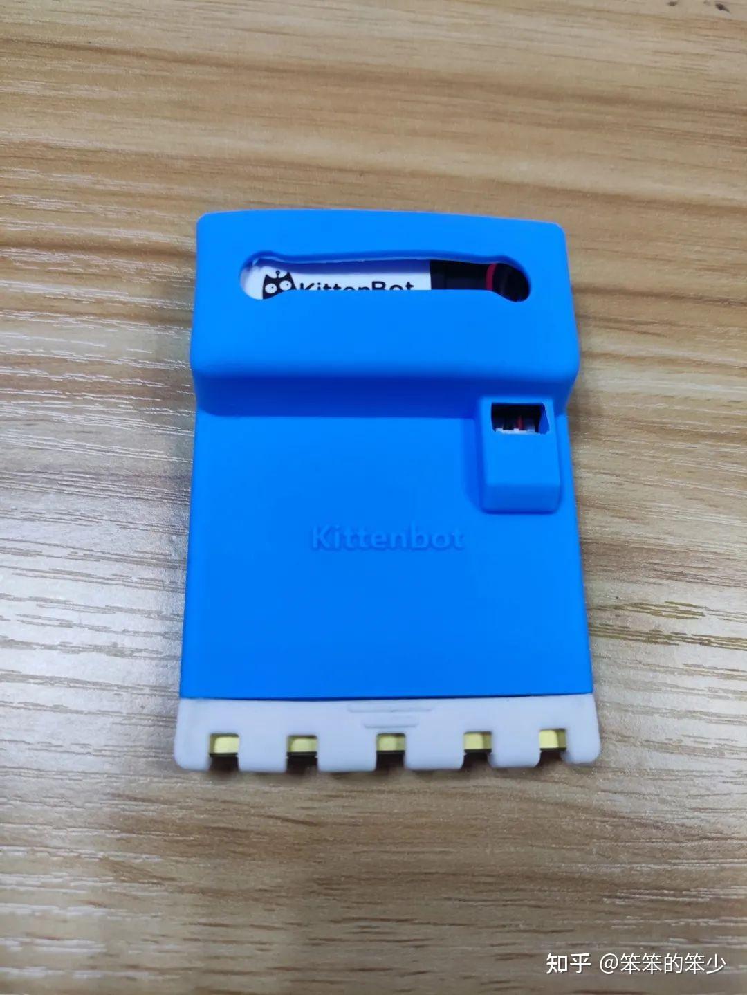 喵比特【meowbit】：编程游戏机开发板，开源硬件/创客入门学习初学者的首选产品之一 - 知乎