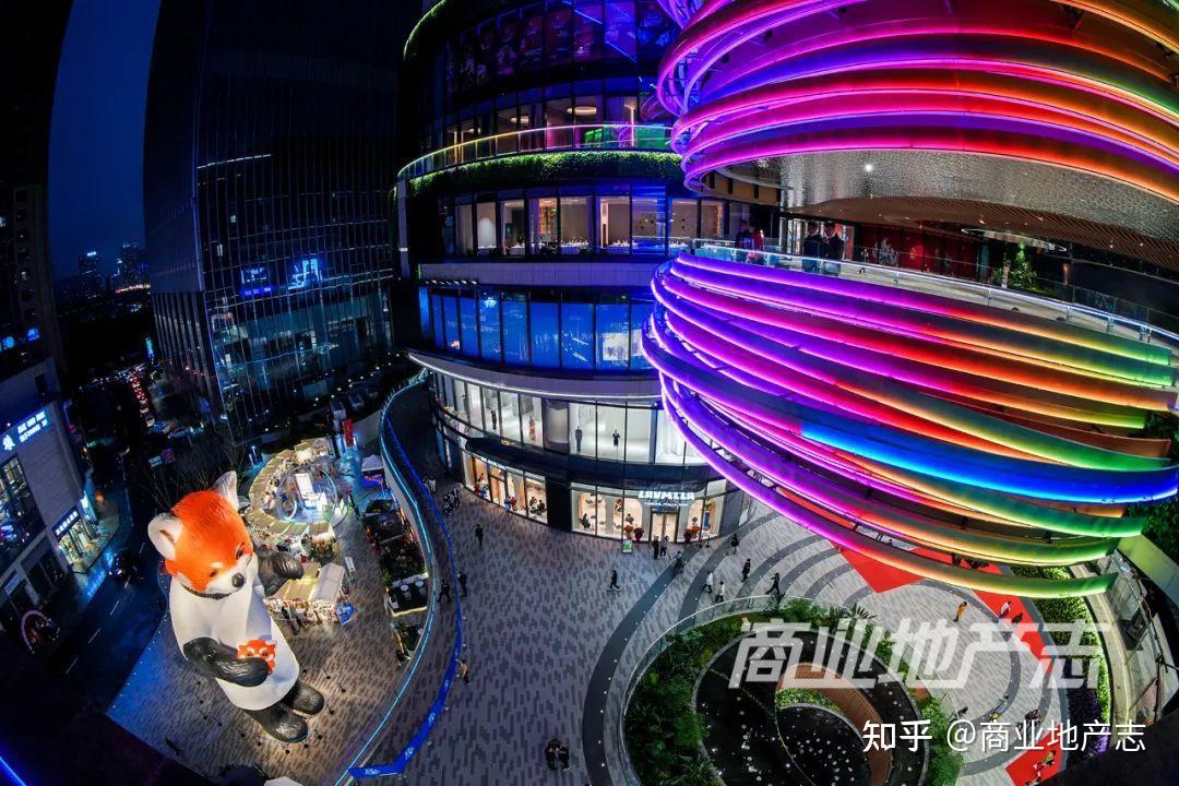 CRR百图斩 | 充满记忆点的成都招商大魔方 - 知乎