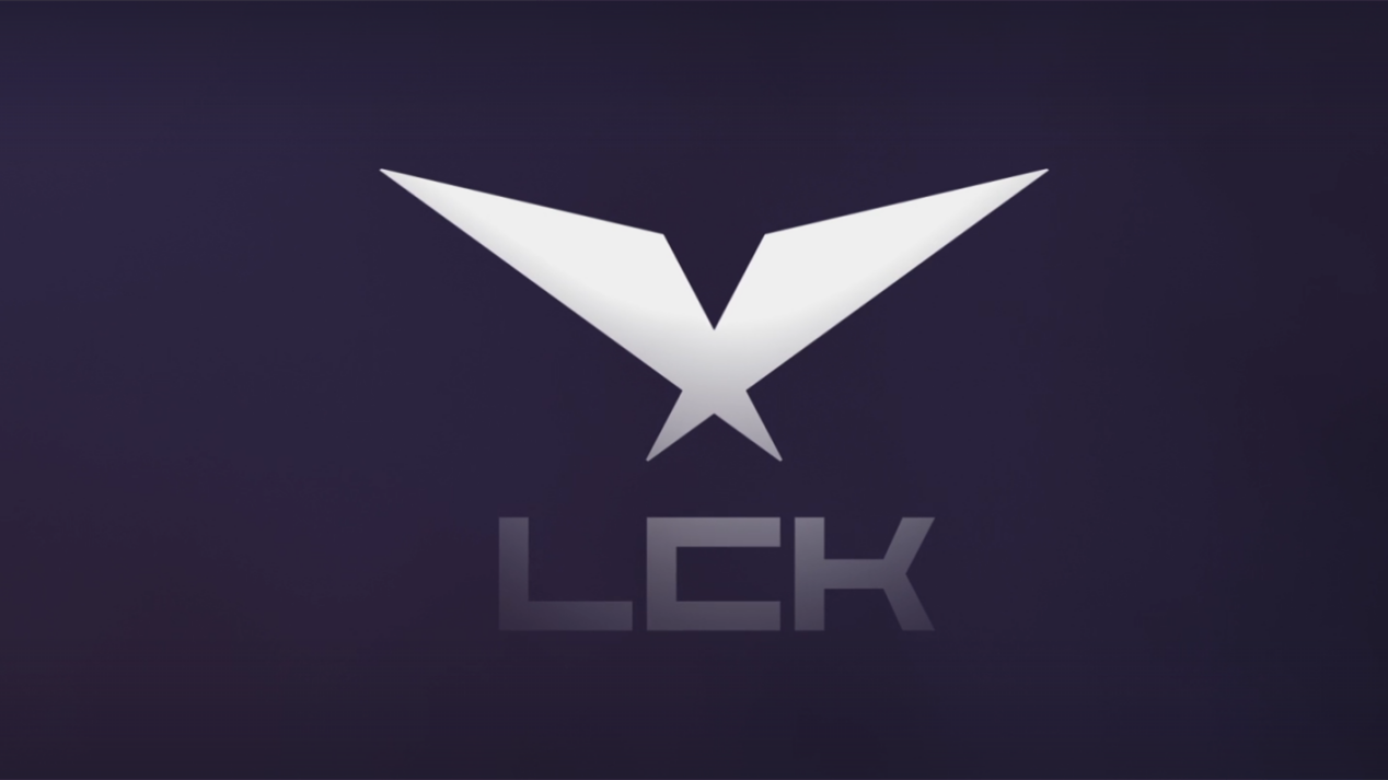 T1公布新队服，经典红白配色，被网友调侃为LCK的WE分队 - 知乎