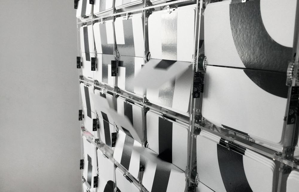 动态装置Split-Flap Matrix(翻页矩阵屏) - 知乎