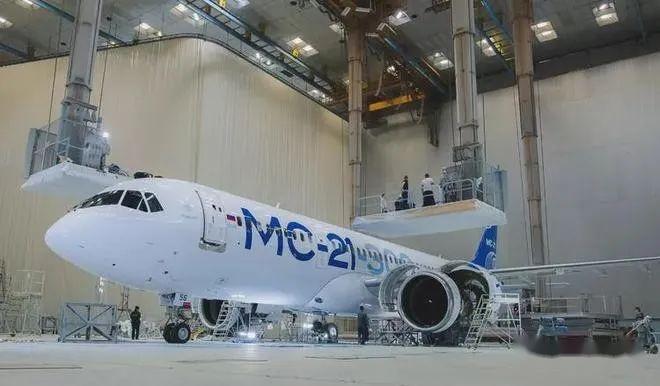 俄向全球宣布，计划联手印度合作，中国飞机顺利交付，俄：更像“组装飞机” - 知乎