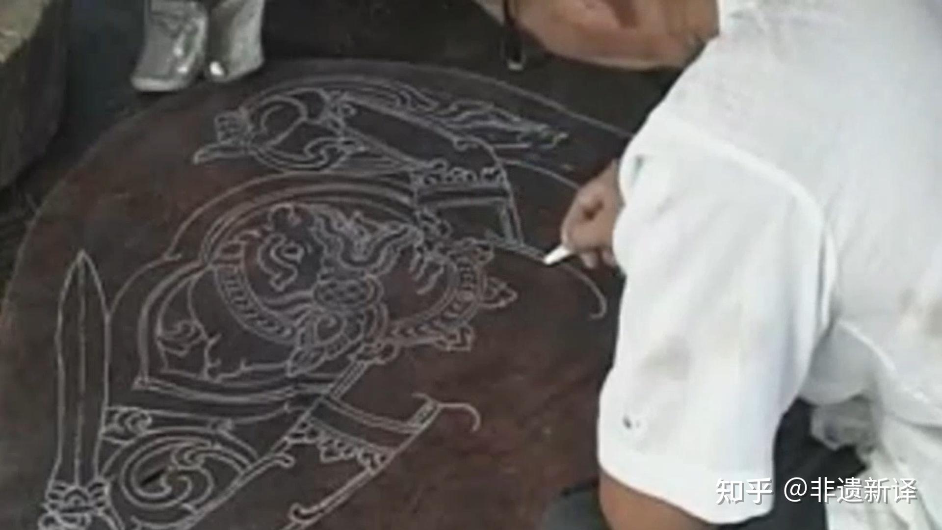 Sbek Thom，the Cambodian Khmer shadow theatre with a single piece of ...