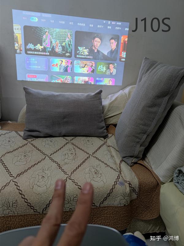 坚果投影仪J10S与J10真实对比评测 - 知乎