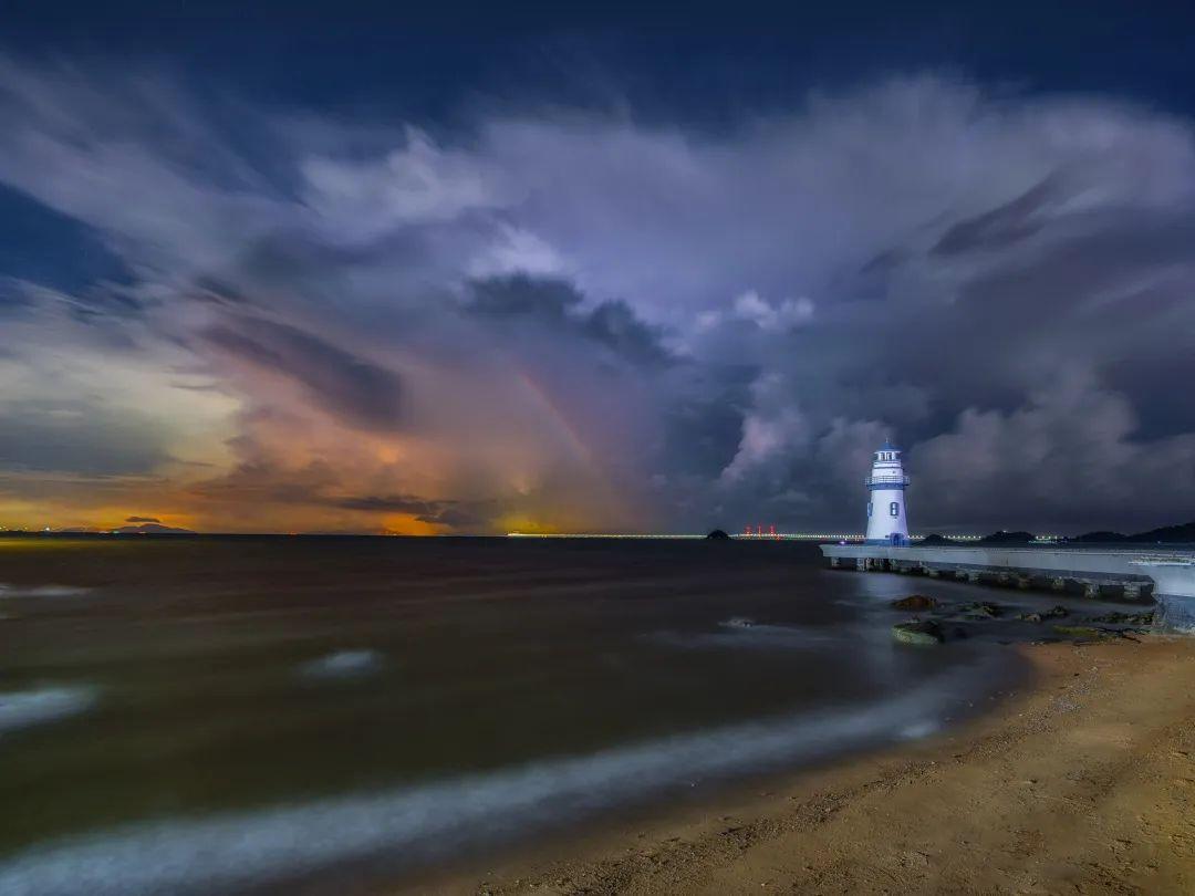 镜头丨GF20-35mm定格城市切片 视角宽广气势尽现 - 知乎