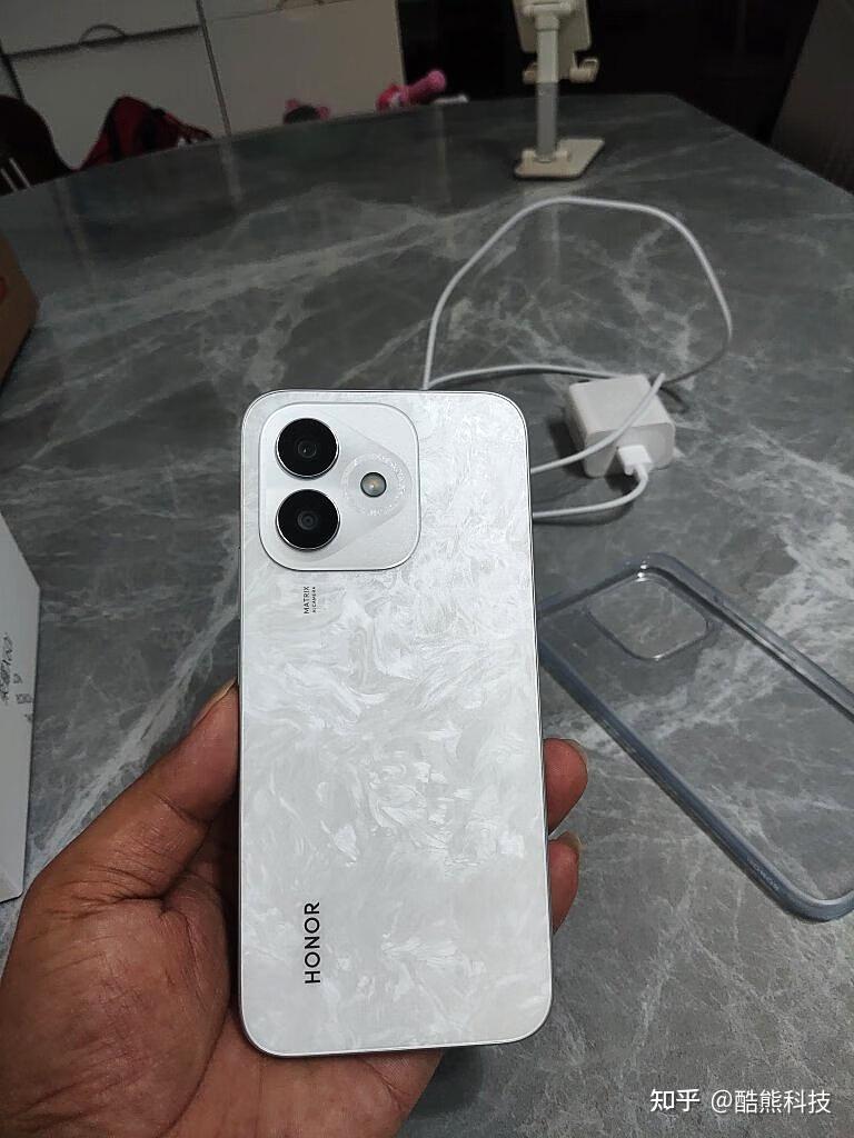 1399元起！荣耀X60i：不只是苹果风，更有硬核实力 - 知乎