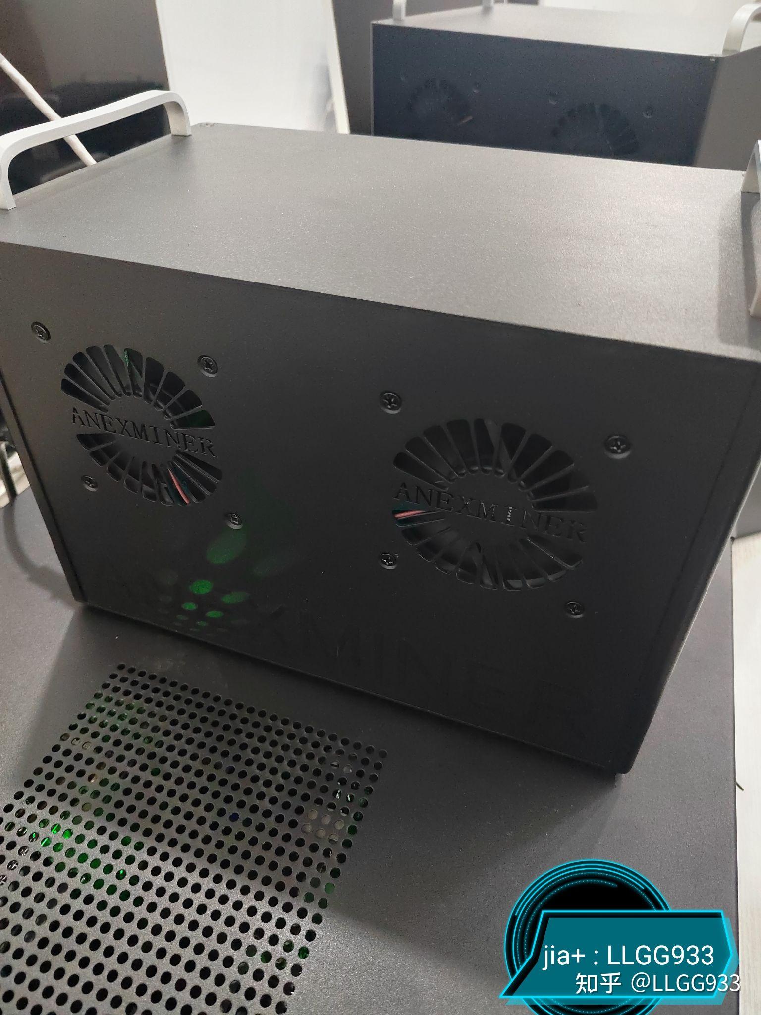 Anex系列产品的芯片采取一体化的存储和计算技术，具备高算力、低能耗、低噪音的三大特点，服务器支持ETHASH和ETCHASH - 知乎