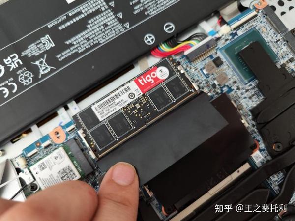 机械师曙光16Pro上手使用及测评：一款搭载英特尔第13代酷睿处理器+RTX4060独显的超酷炫游戏本！ - 知乎