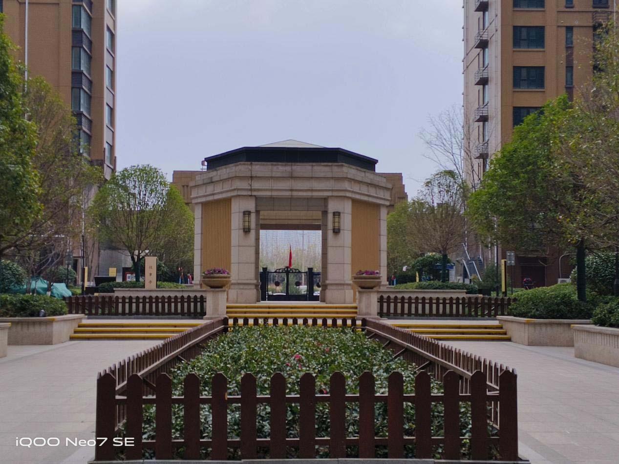 iQOO Neo7 SE评测：套娃也可以很有诚意 - 知乎