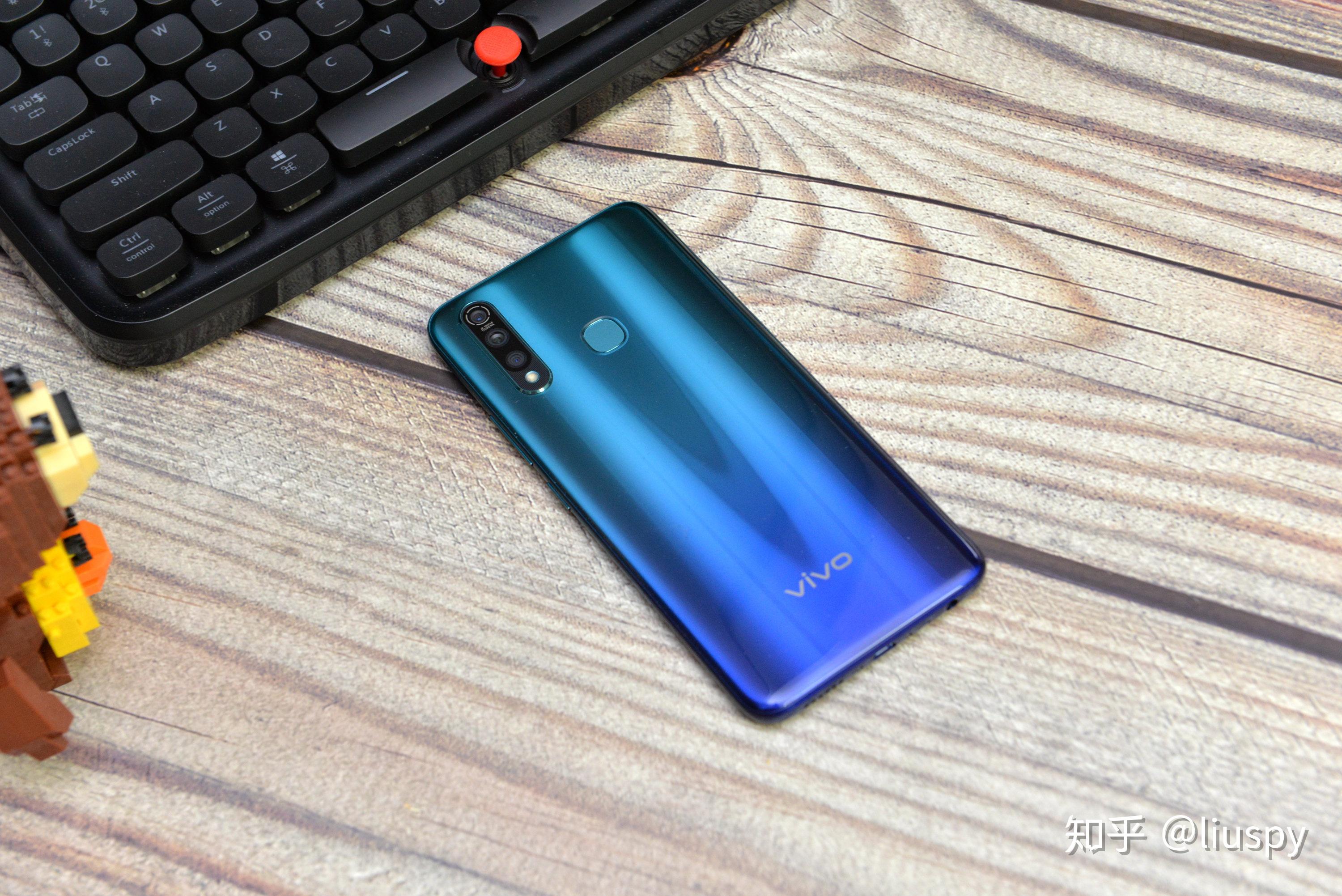 好看又能打，vivo z5x评测 - 知乎