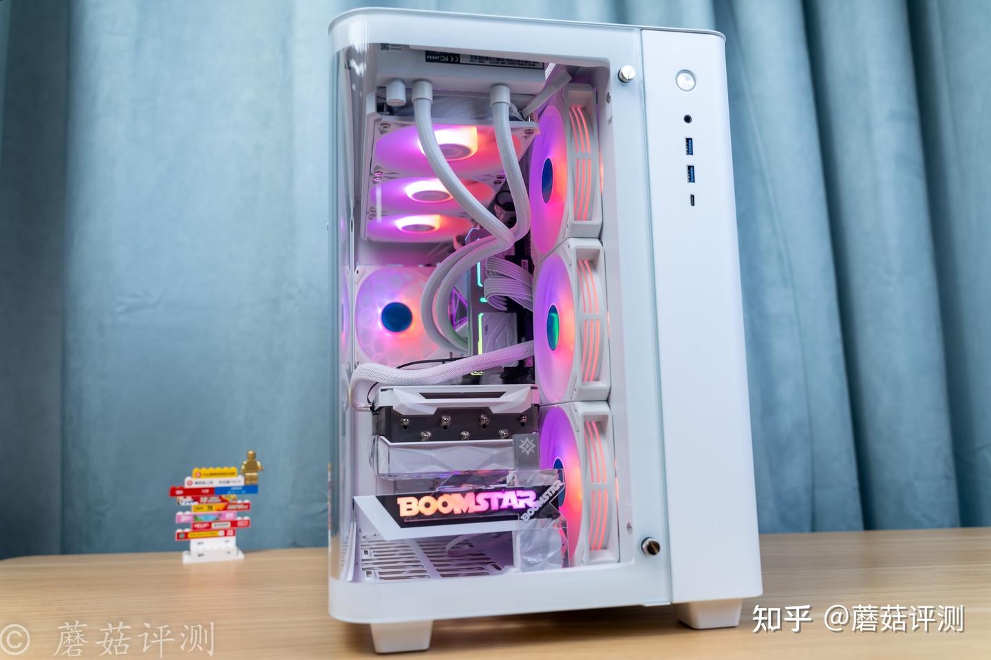 顺滑过渡一体折弯，270度无死角展示硬件，乔思伯TK3曲面海景房ATX机箱 评测 - 知乎