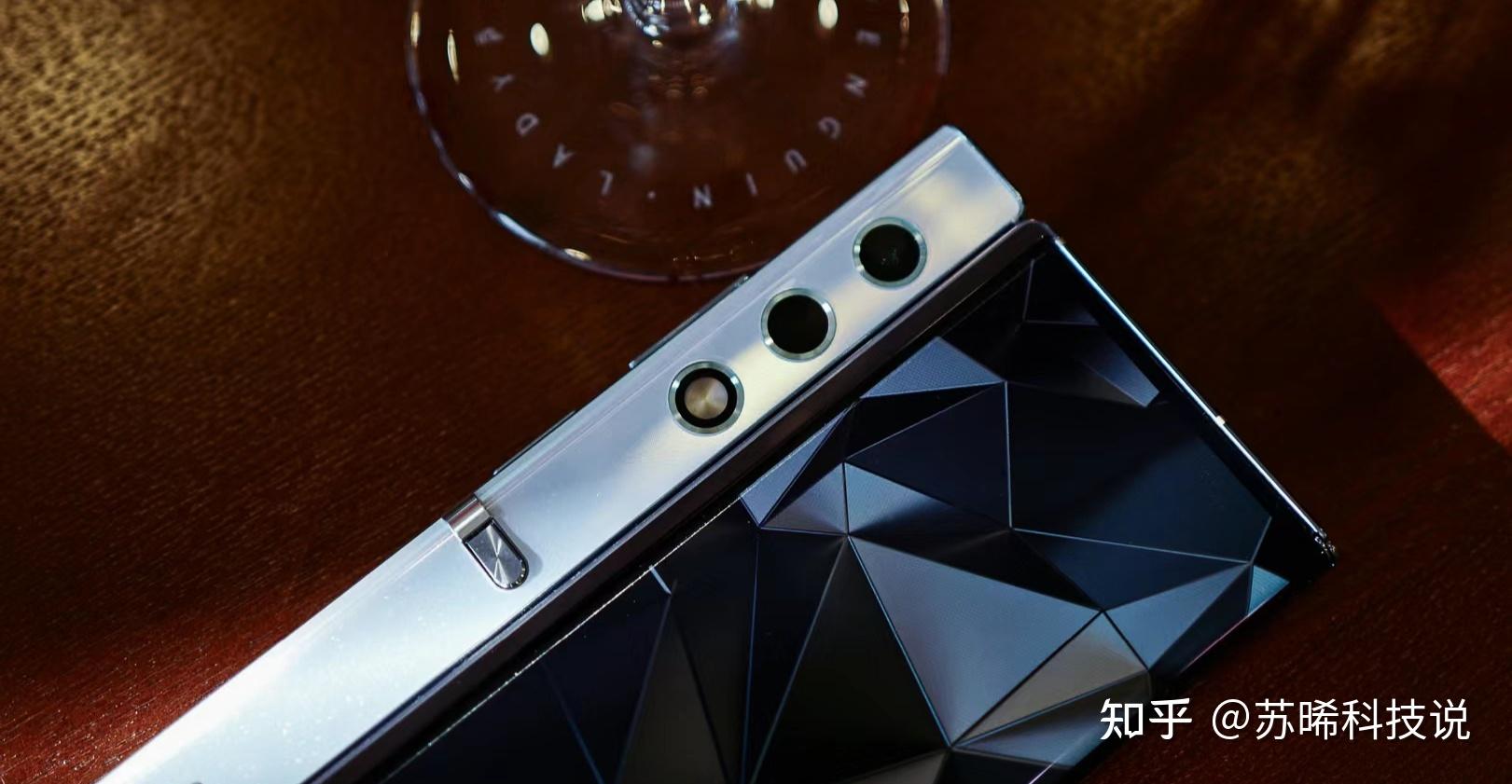 荣耀V Purse测评体验：轻与高颜值必备，时尚潮流搭品~ - 知乎