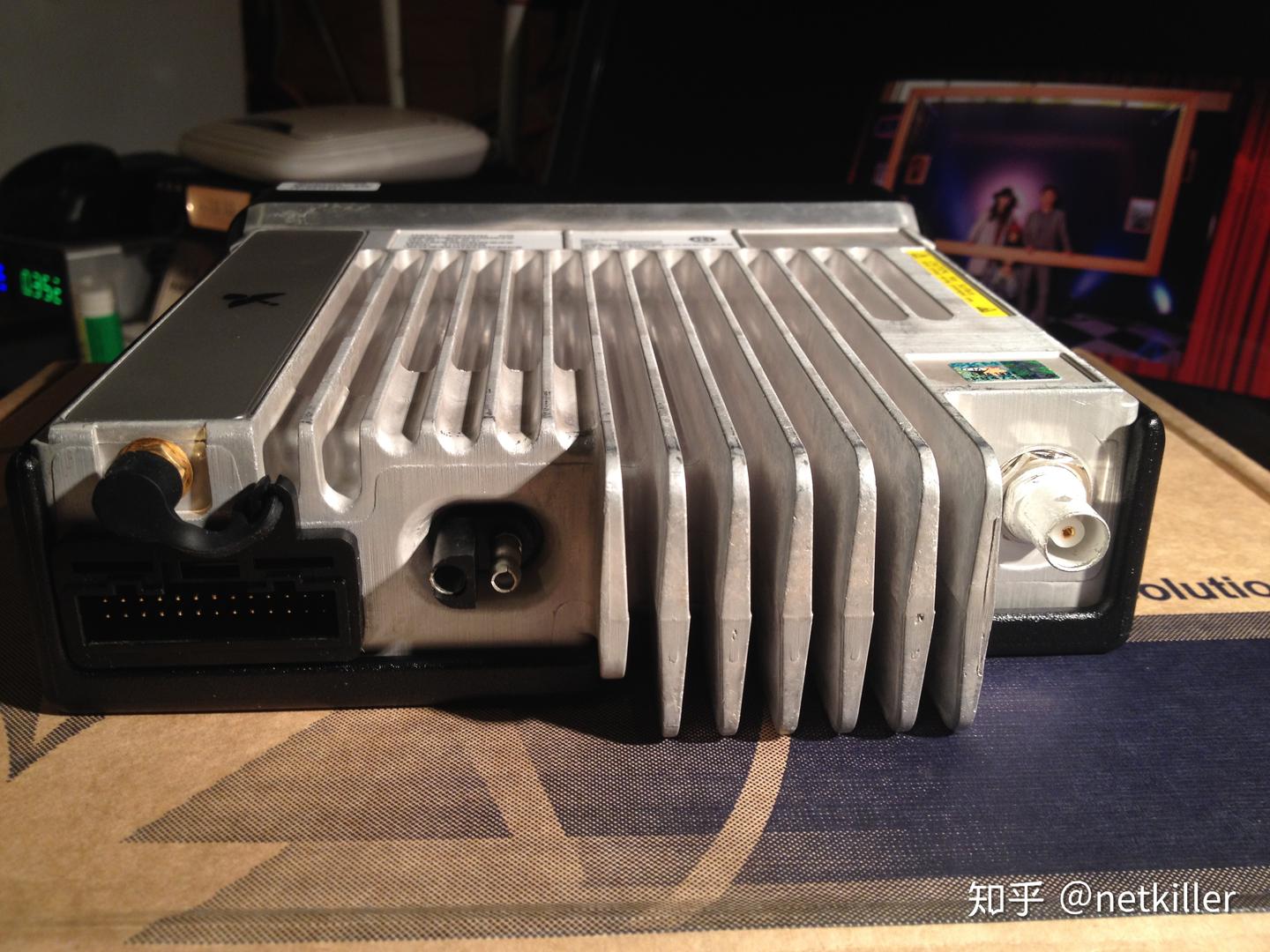 Motorola XiR M8668 开箱 - 知乎