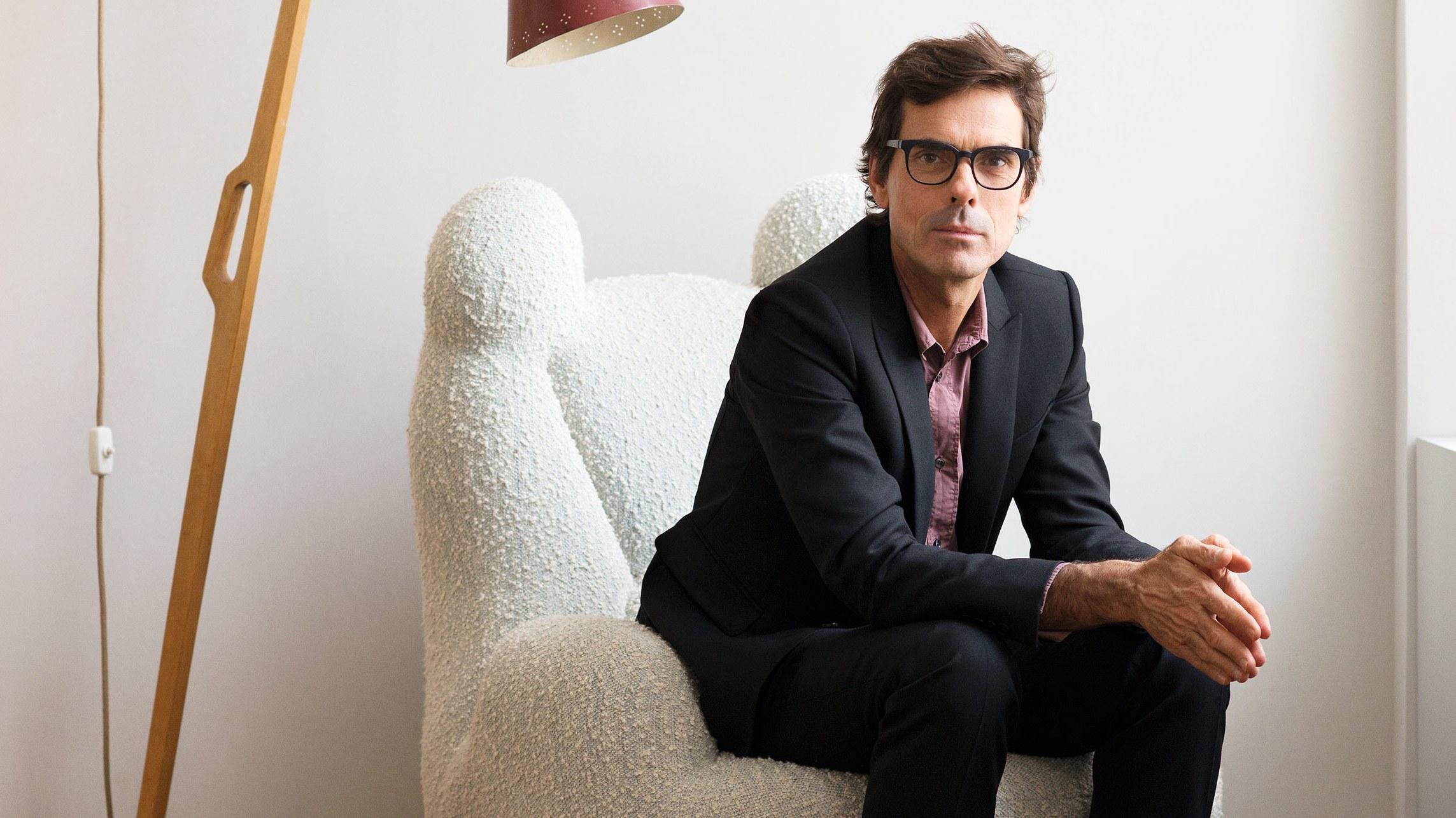 35岁才入行的法国顶级设计师，他的五星级度假酒店新作住一晚2万！ - 知乎