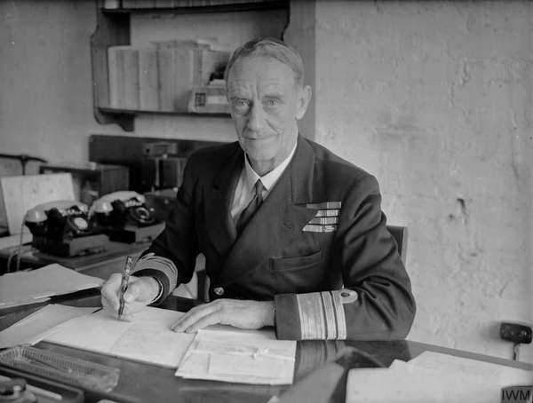 二战期间英联邦在役的海军军官名单 - 知乎