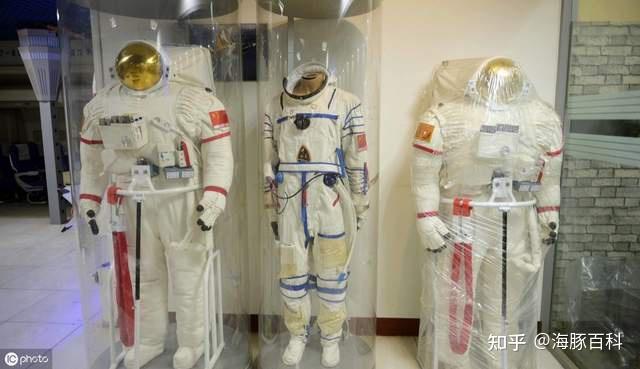 价值连城的航天服 - 知乎