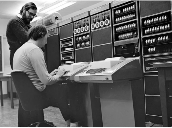 文件系统考古：1974-Unix V7 File System - 知乎