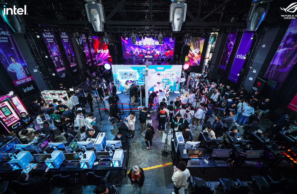 最高540Hz刷新率，直击ROG DAY 2023电竞显示器 - 知乎