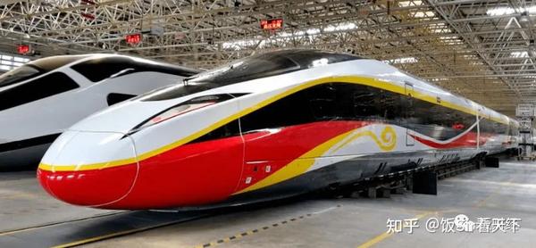 中国高铁进入时速450公里时代！CR450动车组创下新记录，短途出行或快过飞机！ - 知乎