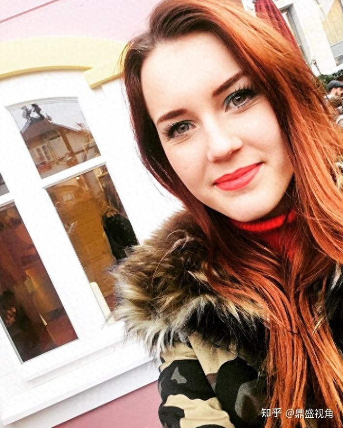 查理·雷德 (Charlie Red)来自捷克共和国的美女 - 知乎