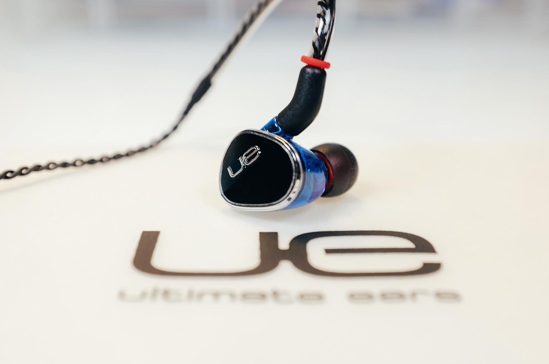 蓝黑魅影-UE 900S入耳耳机测评 音质篇 - 知乎