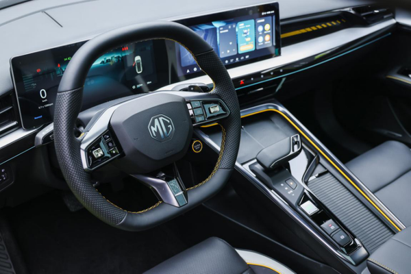 预售顶配也就11.79万，你真的认识MG5 天蝎座吗？ - 知乎