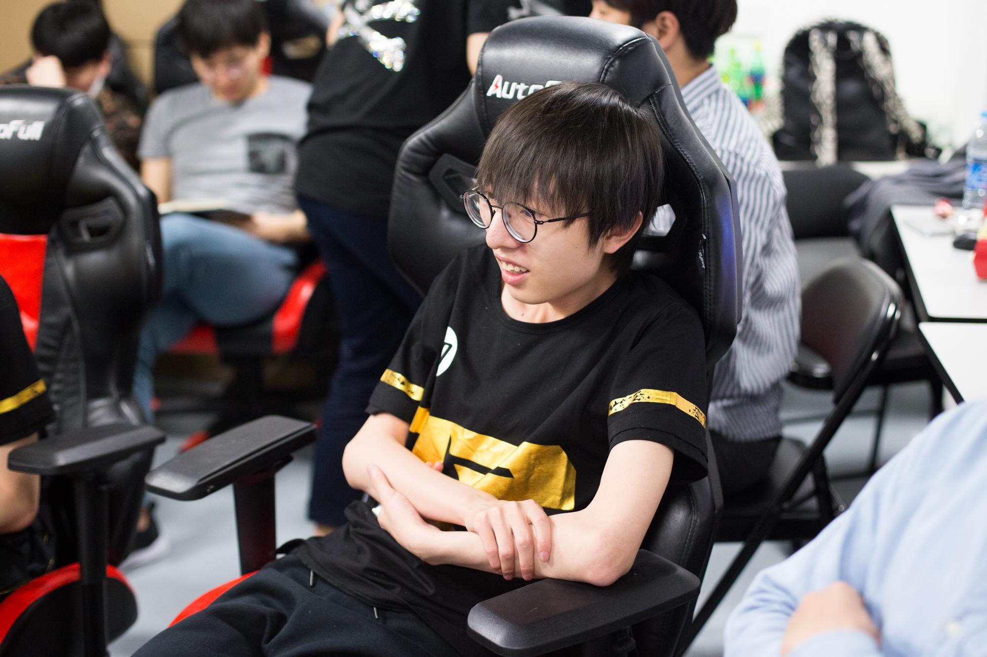 我们对Mlxg的共同回忆 - 知乎