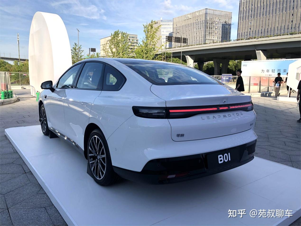 8.98万元起 零跑B01正式上市 双高通旗舰芯片+激光雷达端到端 - 知乎