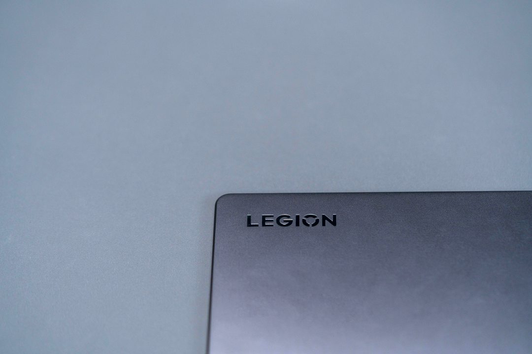 拯救者 Y700 2023 体验：8.8 寸的骁龙 8+ 平板玩游戏更爽吗？ - 知乎