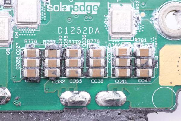 拆解报告：SolarEdge 700W太阳能电池功率优化器 - 知乎