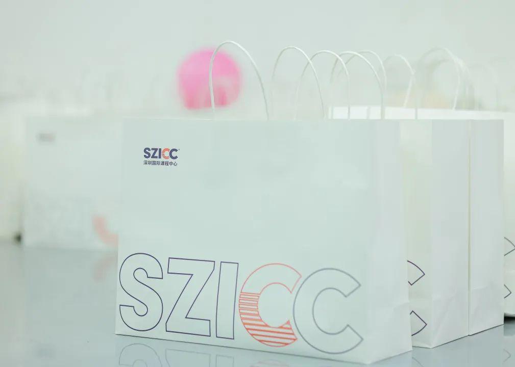 【活动后记】“我们来领新校服啦！”走进课堂，迎青春抒阔 - 知乎