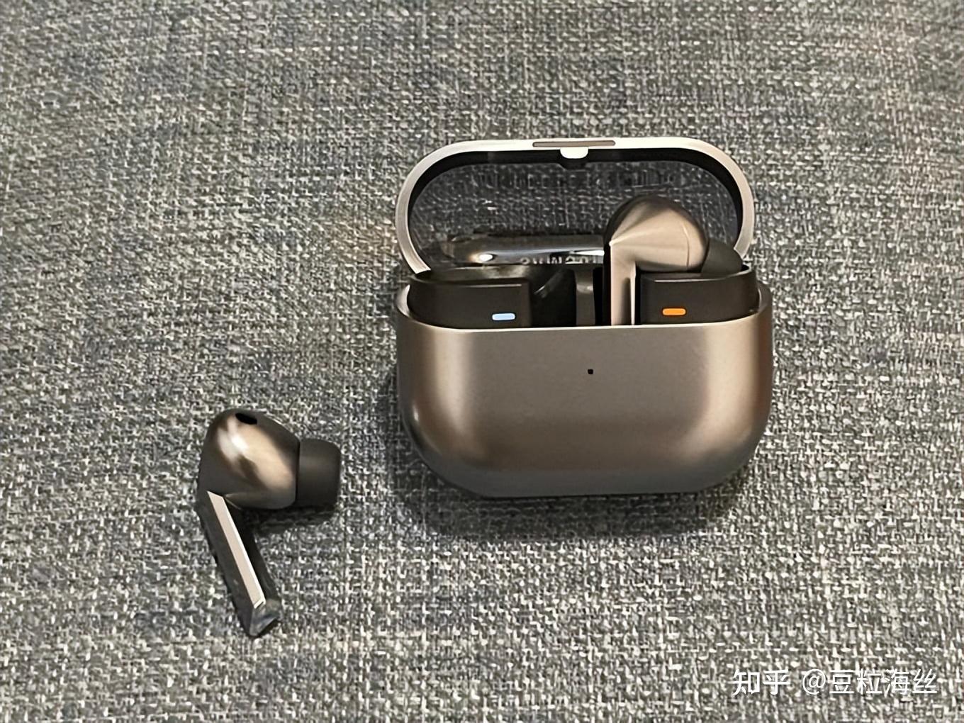 三星 Galaxy Buds 3 Pro 评测：不仅仅是 AirPods 的模仿者 - 知乎