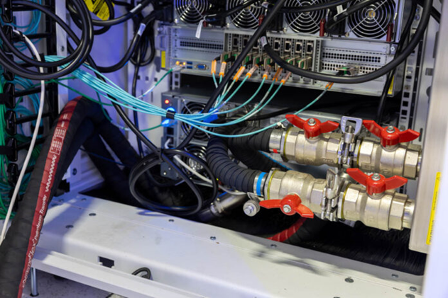 冷却散热问题是数据中心停机的第二大原因 - 知乎