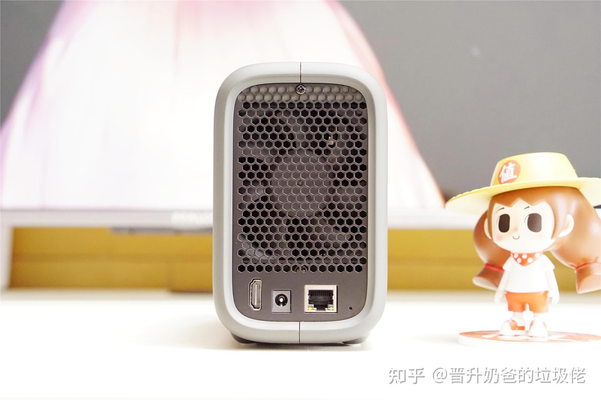 NAS兼职做高清播放器，极空间Z2S轻松打造全家影音中心