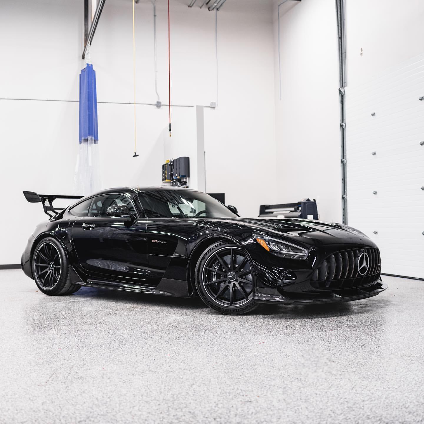 已停产的梅赛德斯AMG GTbs是多少人心中的神车 - 知乎