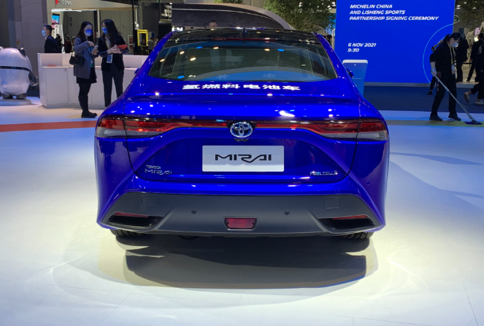 氢能源+纯进口=贵！起售74.8万元的丰田MIRAI有市场吗？ - 知乎