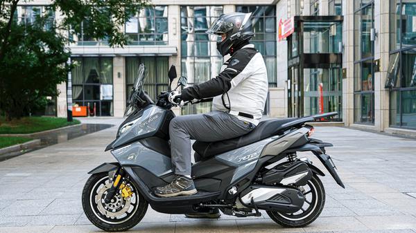 舒适通勤不堵车！解析赛科龙RT2 - 知乎