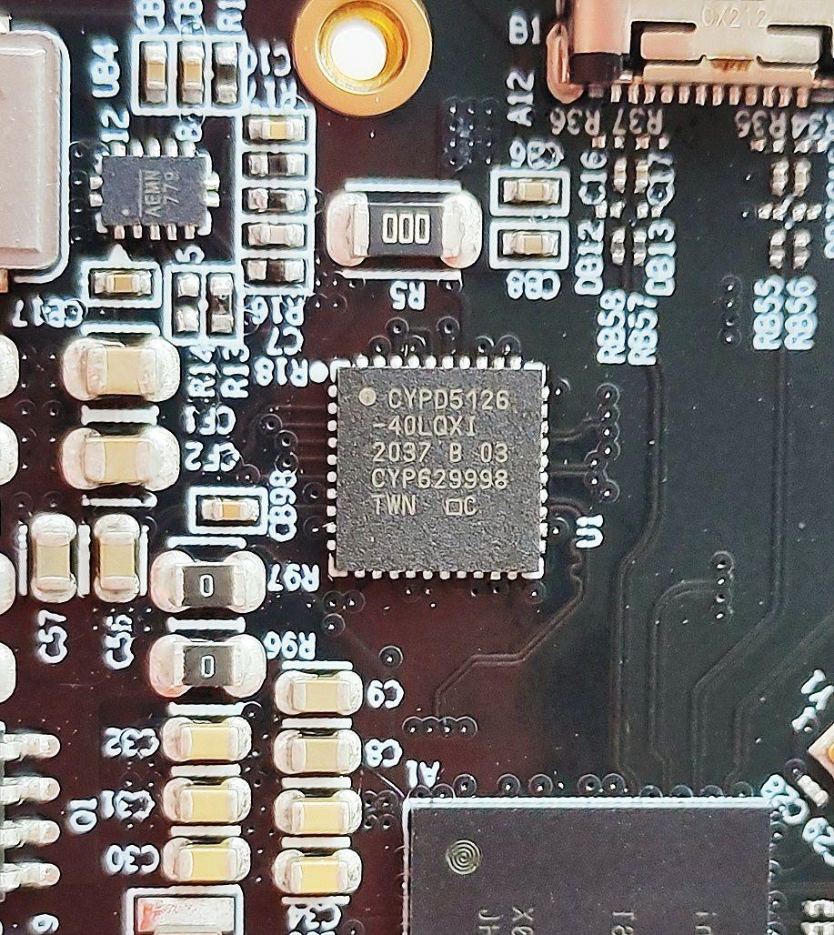 三星PM981a 512GB搭配尤大师USB4魔方硬盘盒且看雷电4接口抢先测 - 知乎