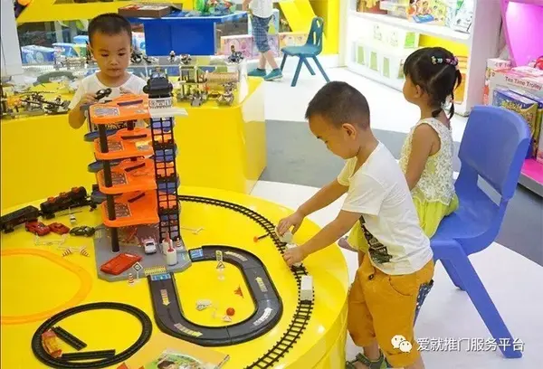 爱就推门，为什么坚持十年只做玩具零售？ - 知乎