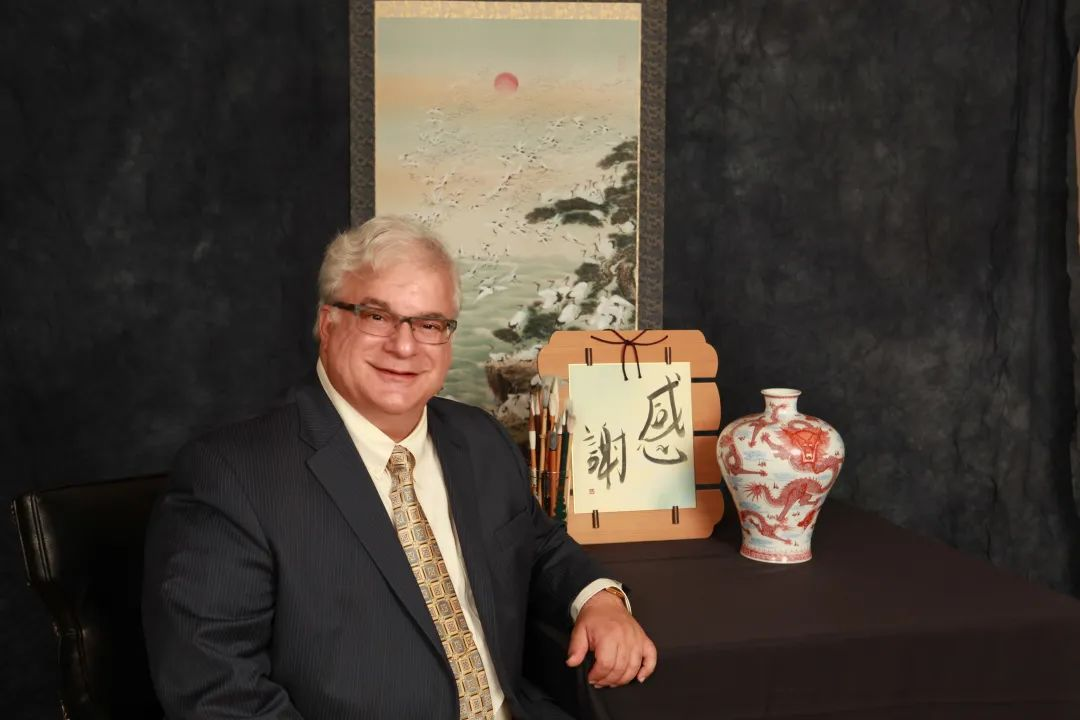 以国际化视野教书育人 | 专访SKEMA客座教授“空中飞人”Robert Azar - 知乎