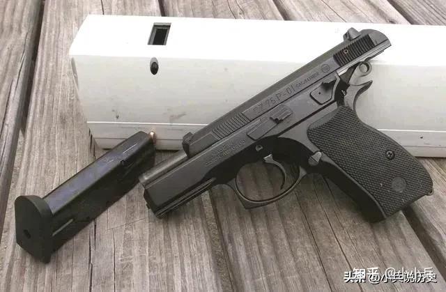探索CZ75手枪的世界——历史、性能与影响力！ - 知乎