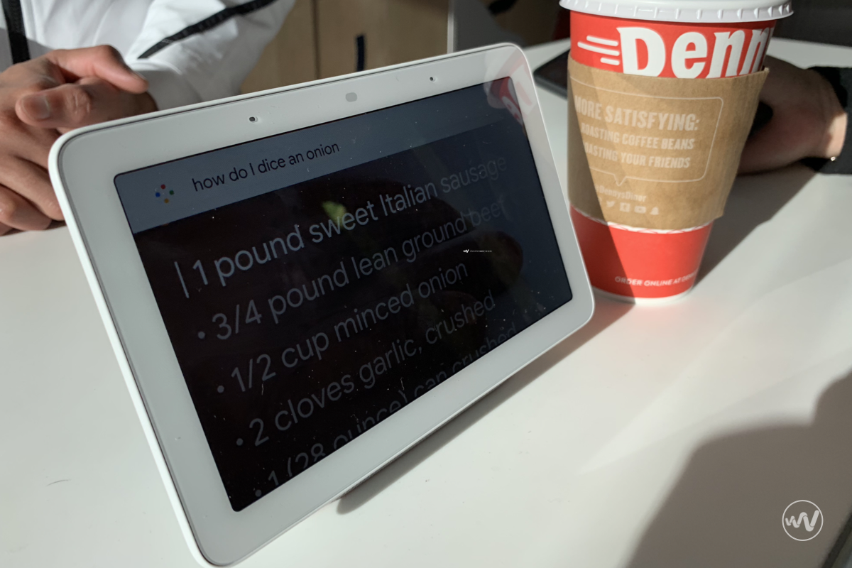 Home Hub 上手体验：迷你又灵巧、实时翻译加持，是 Google 生态服务的集大成者 - 知乎